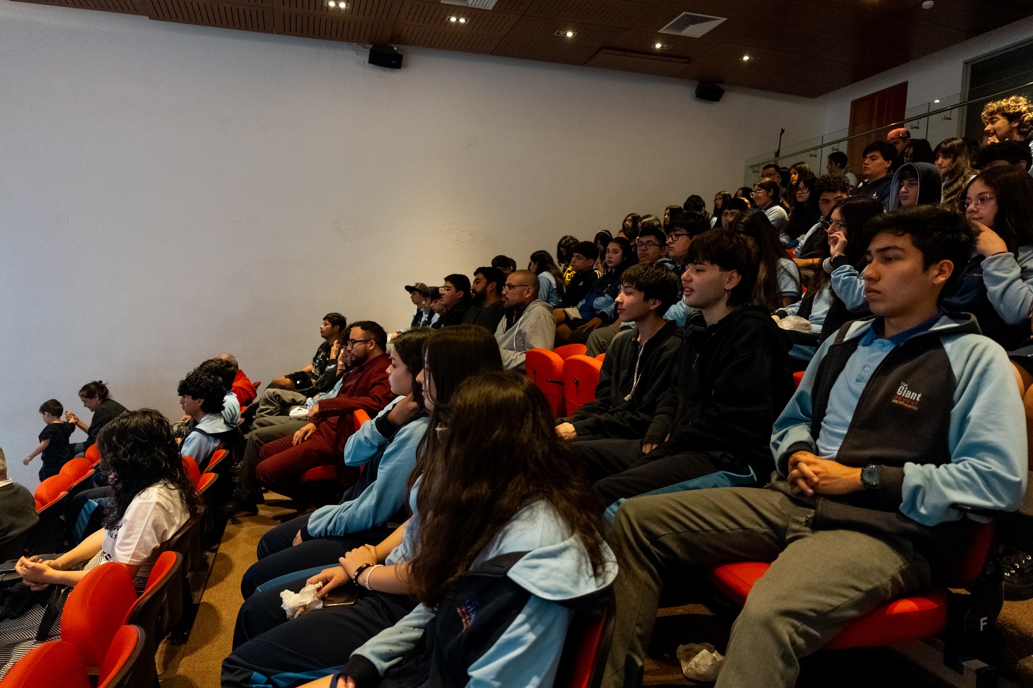 » Exitosa presentación de “Atacama Hadal: un viaje al inframundo” en ...