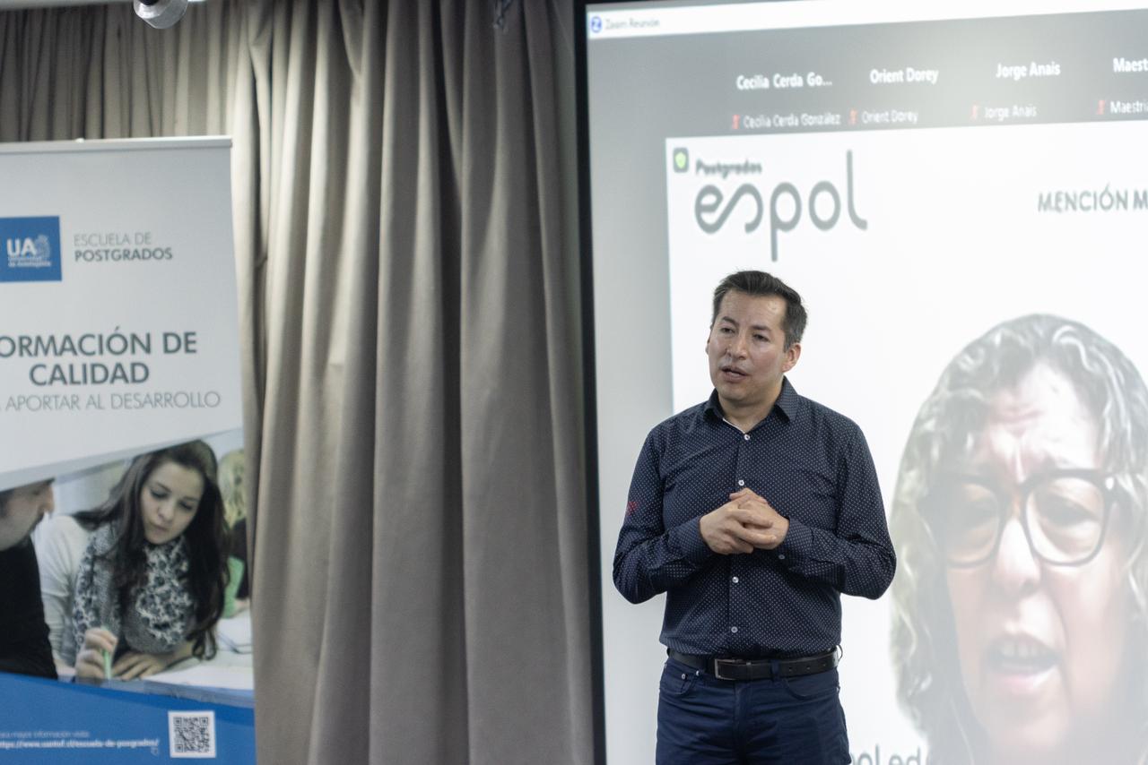 » Egresados de la Universidad de Antofagasta participan en jornada de ...